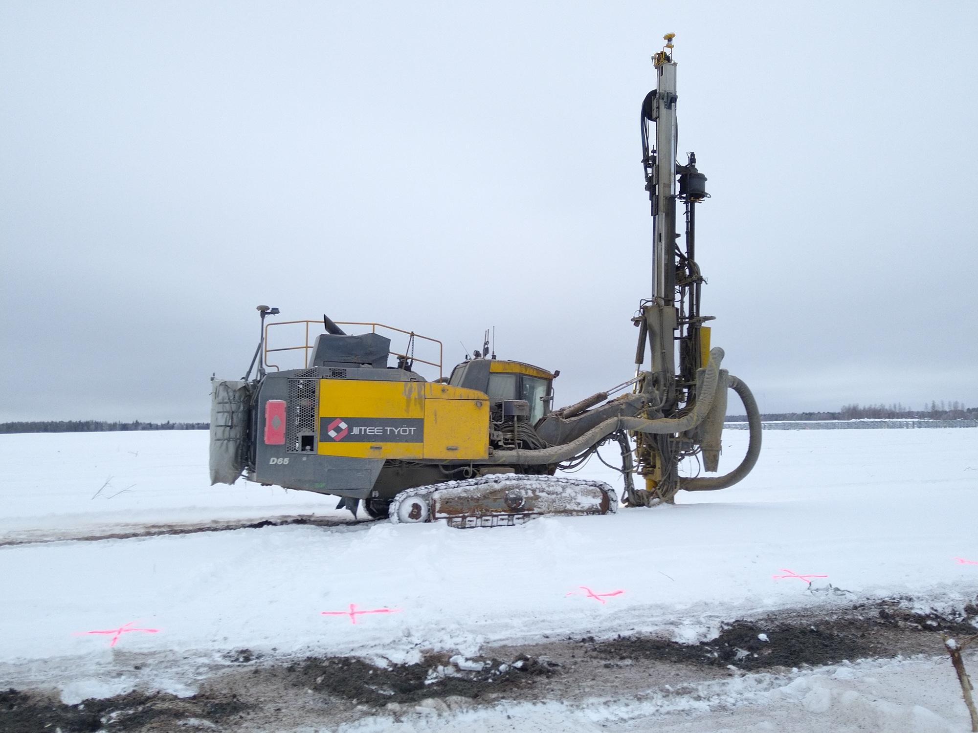Solid experience in foundation work for solar farms | JIITEE TYÖT